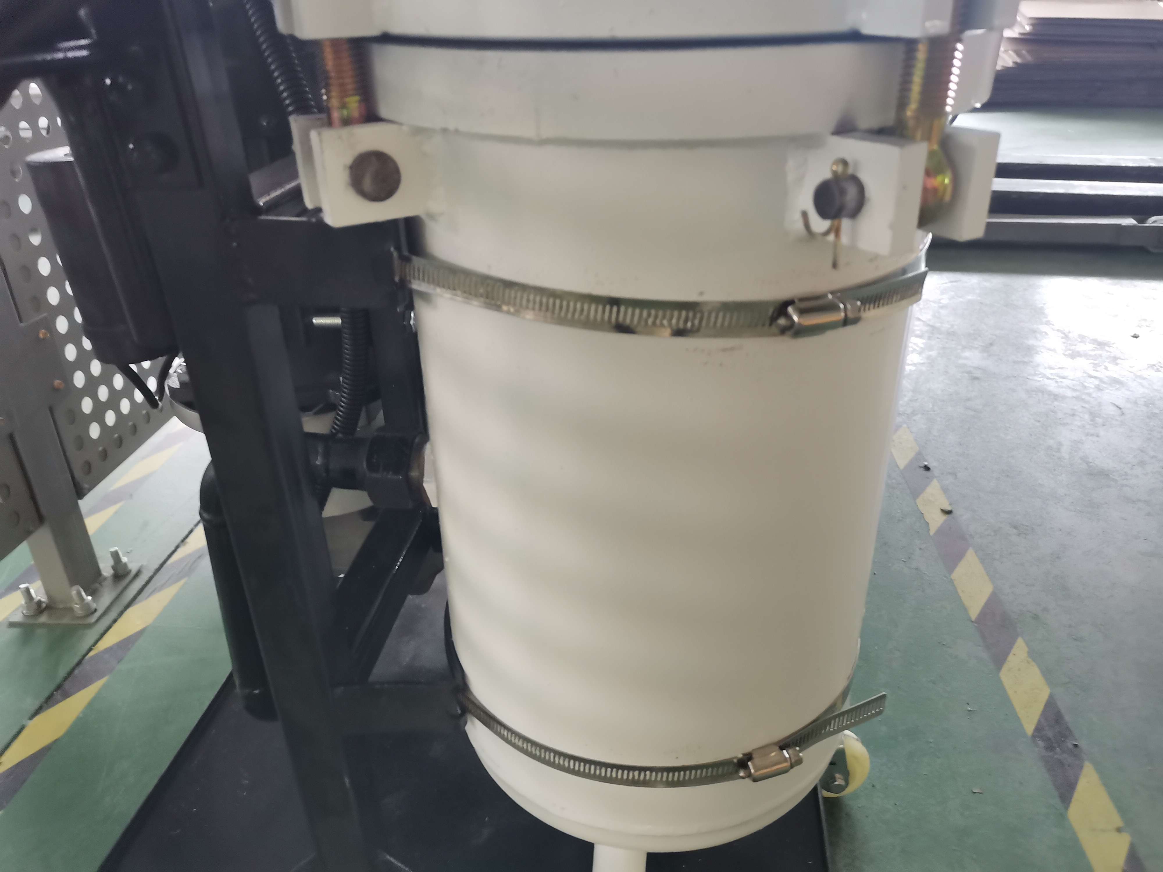 Reliable and Resilient portable oil filter machine-Fluidguard